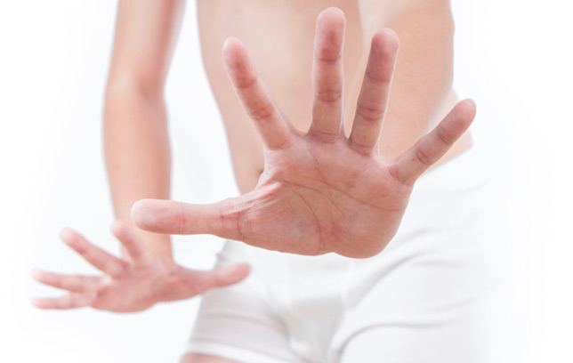 Эрчүүдийн БЭЛЭГ ЭРХТЭН жижиг зүйлээс гэмтдэг - Маргааш Лайв