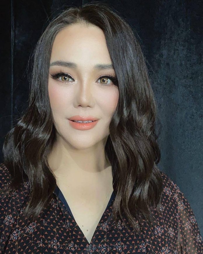 Т.Ариунаа: Алдаа, оноо бүхнээ дүгнэн "АРИУНАА ШКОЛ"-оор чиглүүлнэ ...